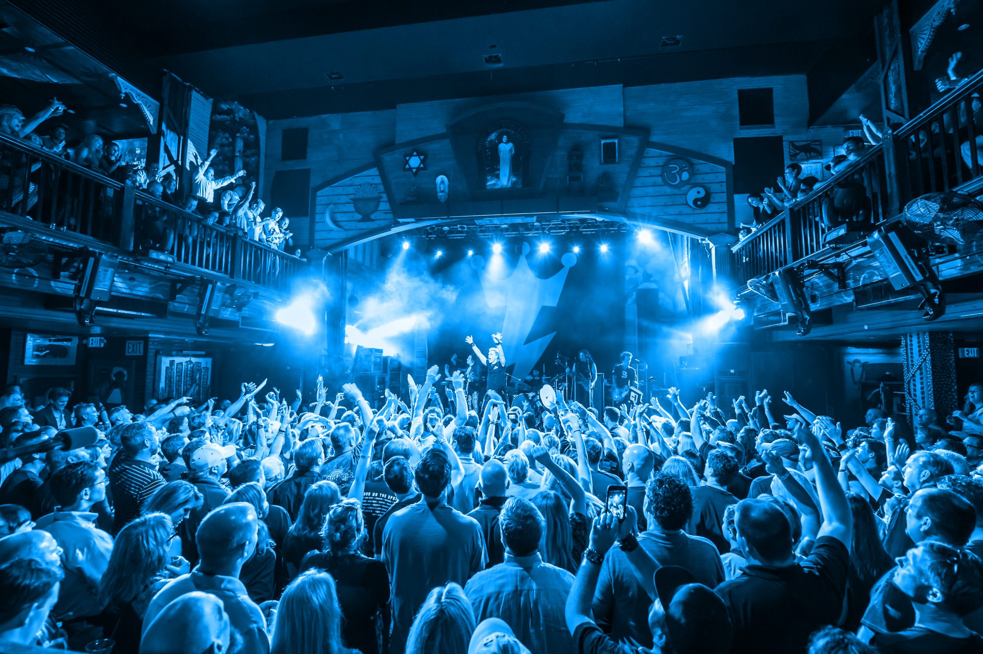 Isaac Tigrett Official Website